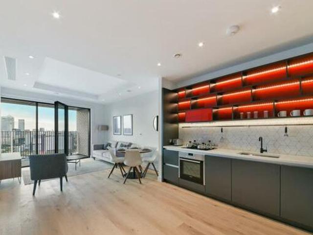 1 Bedroom Apartment For Rent In London City Island, London