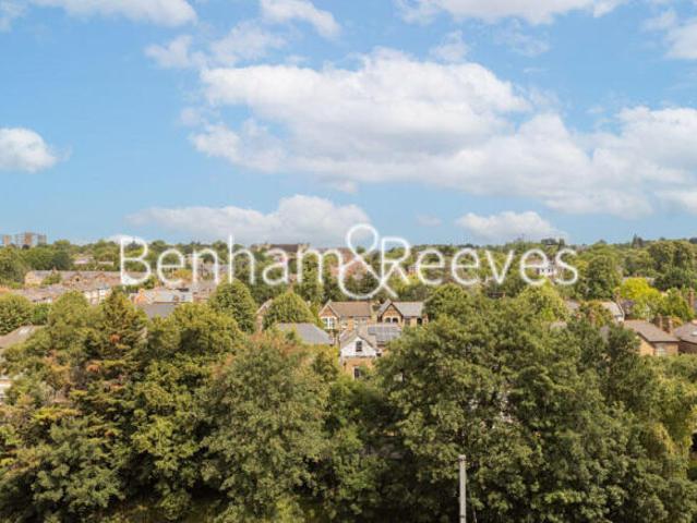 1 bedroom apartment for rent in Longfield Avenue, Ealing, W5