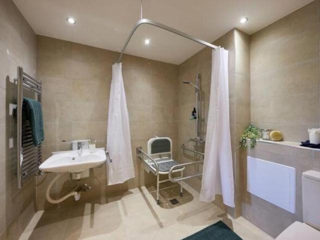 1 bedroom apartment for rent in Lower Bristol Road, Bath, Somerset, BA2