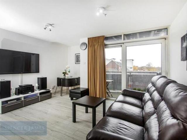 1 bedroom apartment for rent in Lowestoft Mews, E16