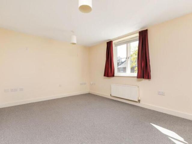 1 bedroom apartment for rent in Loyd Lindsay Square, Winchester, SO22