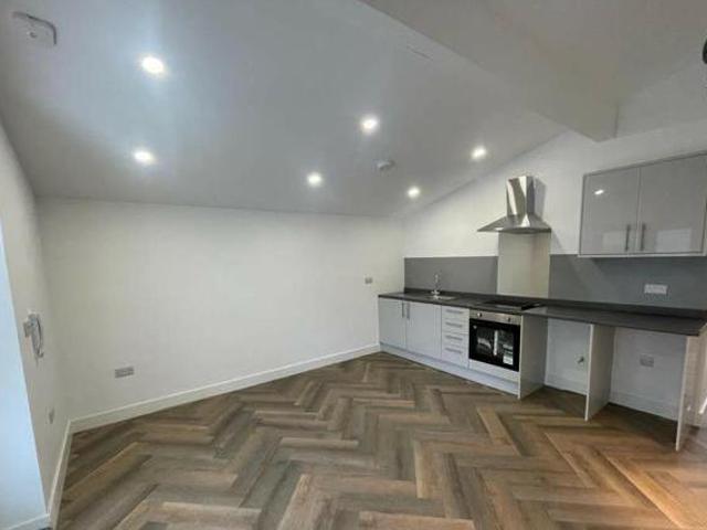 1 Bedroom Apartment For Rent In Pudsey, West Yorkshire