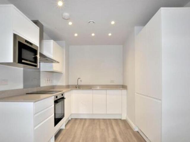 1 Bedroom Apartment For Rent In Purley