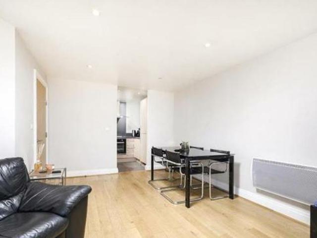 1 Bedroom Apartment For Rent In Paddington, London