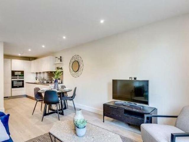 1 Bedroom Apartment For Rent In Paddington, London