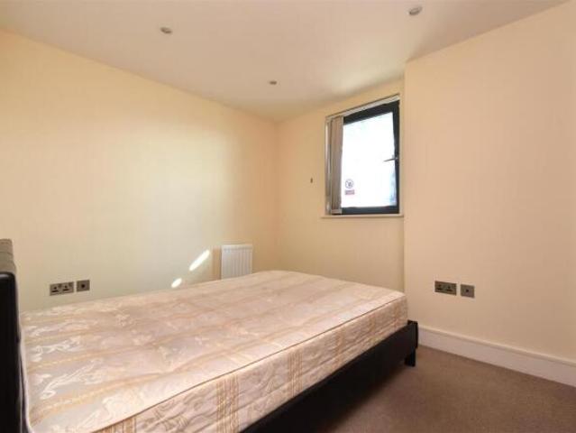 1 bedroom apartment for rent in Parkview Apartments, London, E14