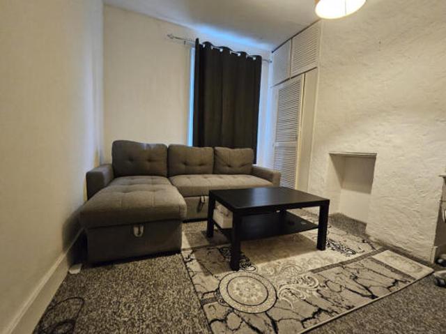 1 bedroom apartment for rent in Parkleigh Road, London, SW19