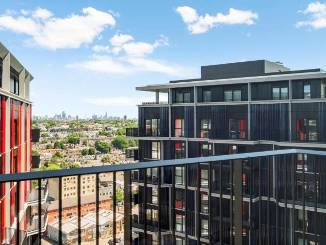 1 bedroom apartment for rent in Parkside Apartments, White City Living, London, W12