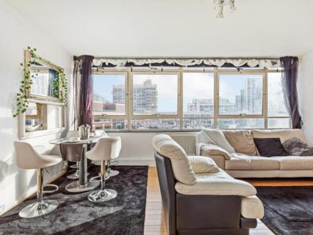 1 bedroom apartment for rent in Perronet House, Princess Street, SE1