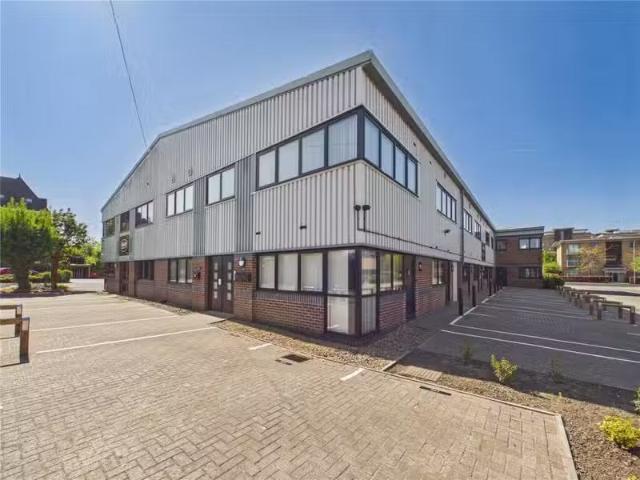 1 bedroom apartment for rent in Phoenix Court, Hawkins Road, C.