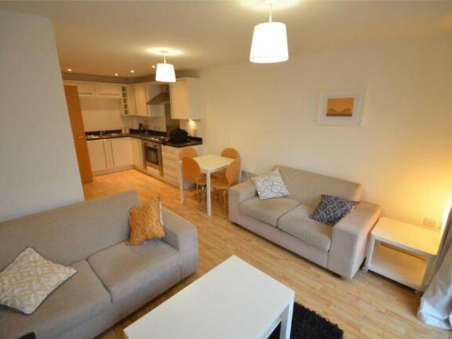 1 bedroom apartment for rent in Pioneer House, Salford Quays, Salford, M5