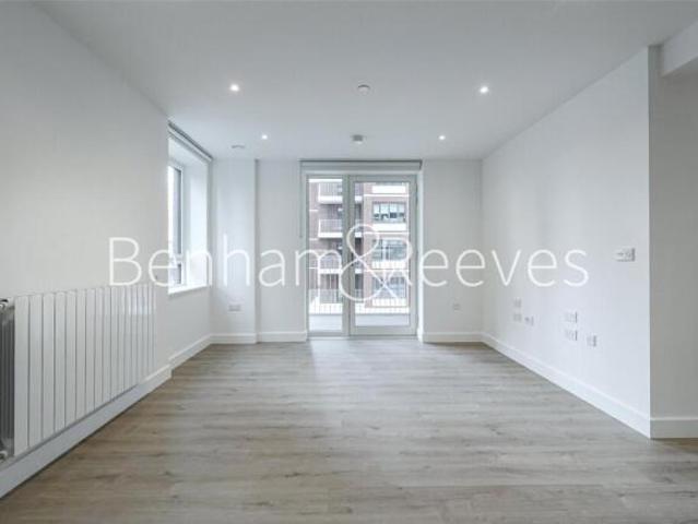 1 bedroom apartment for rent in Pilkington Terrace Pettman Crescent, London, SE28