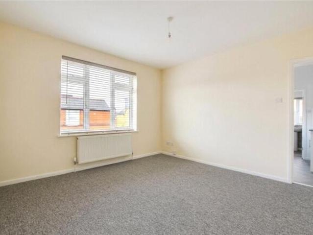 1 bedroom apartment for rent in Pitcroft Avenue, Reading, Berkshire, RG6
