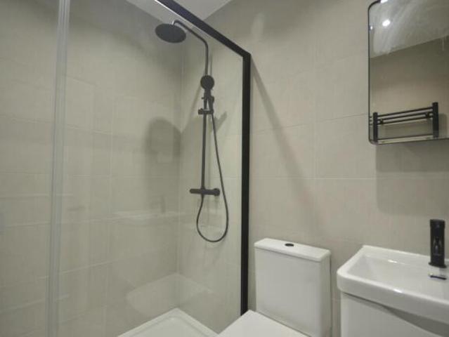 1 bedroom apartment for rent in Poplar High Street, London, E14