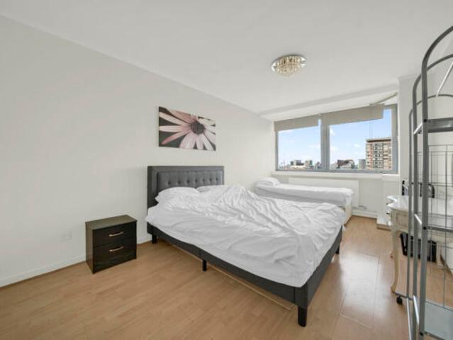 1 bedroom apartment for rent in Porchester Place, London, W2