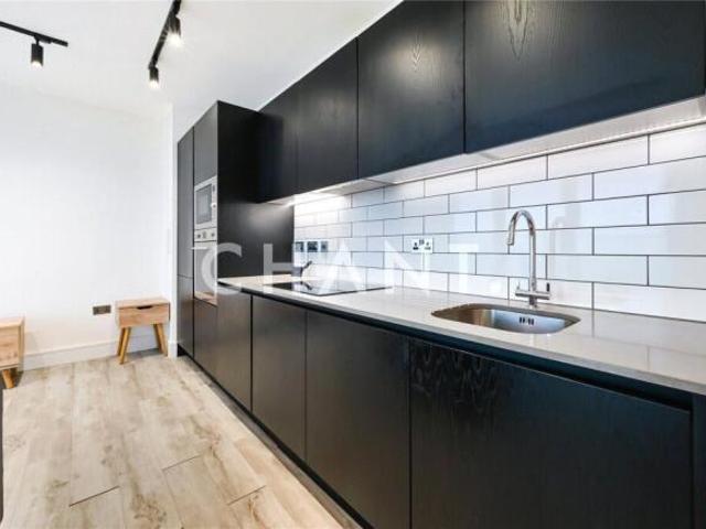 1 bedroom apartment for rent in Portal Way, North Acton, London, W3