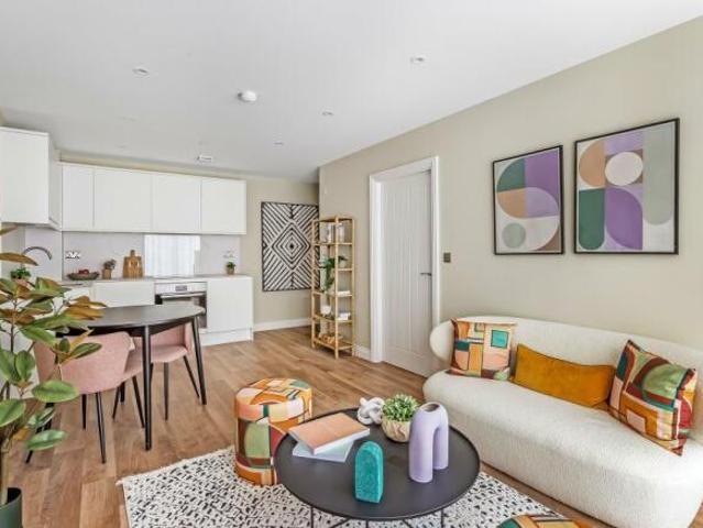 1 bedroom apartment for rent in Power Close, Guildford, GU1