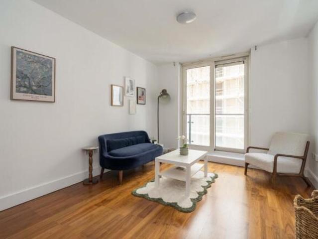 1 bedroom apartment for rent in Praed Street Paddington W2