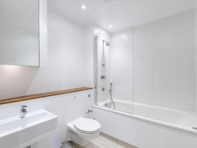 1 bedroom apartment for rent in Praed Street Paddington W2