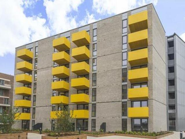 1 Bedroom Apartment For Rent In Pressing Lane, Hayes