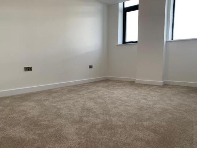 1 bedroom apartment for rent in Priory house, B5