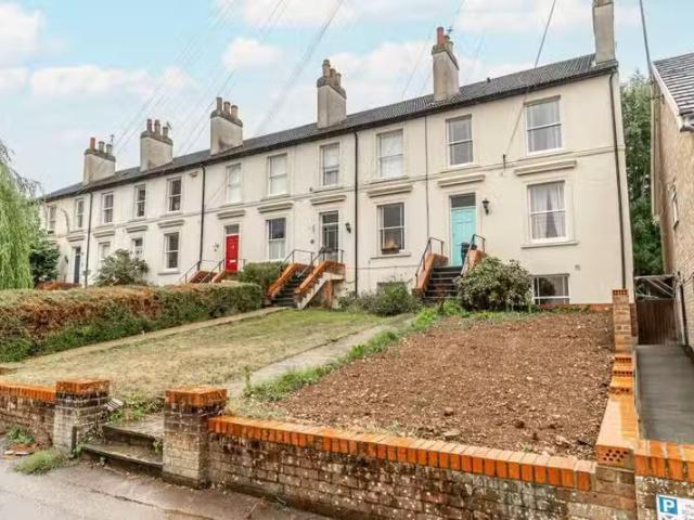 1 bedroom apartment for rent in Prospect Road, St. Albans, Her.