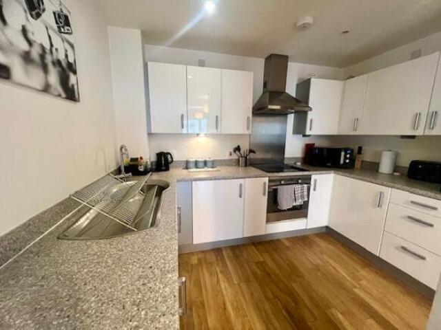 1 bedroom apartment for rent in Quayside, Bute Crescent, Cardiff, CF10