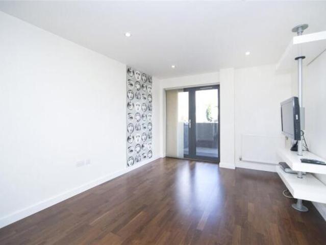 1 bedroom apartment for rent in Queensbridge Road, Hackney, London, E8