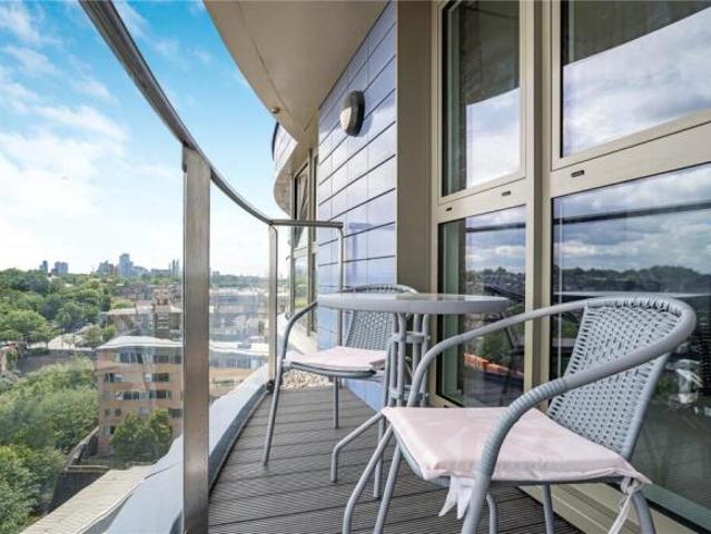 1 bedroom apartment for rent in Queensland Road, Highbury, Islington, London, N7