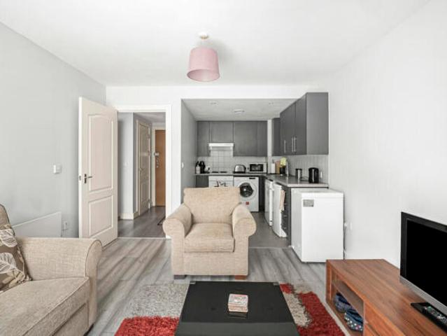 1 bedroom apartment for rent in Queenstown Road, London, SW11