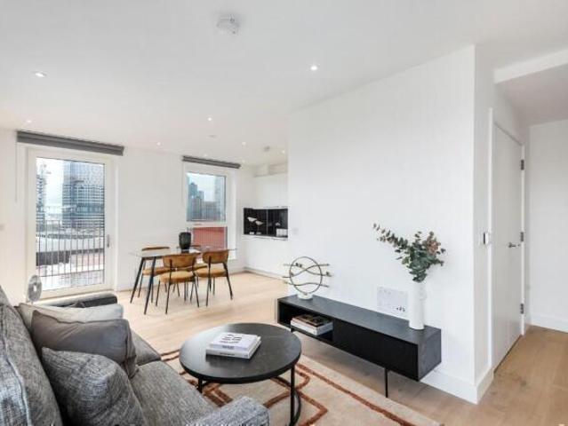 1 bedroom apartment for rent in Quest House South, Escapade Place, Tower Hamlets, London, E14