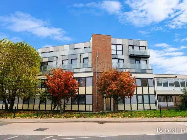 1 bedroom apartment for rent in Radford Way, CM12