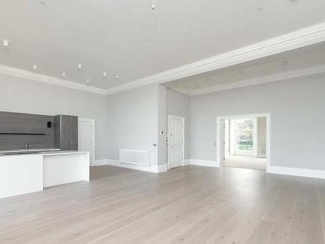 1 bedroom apartment for rent in Randolph Crescent Edinburgh EH3