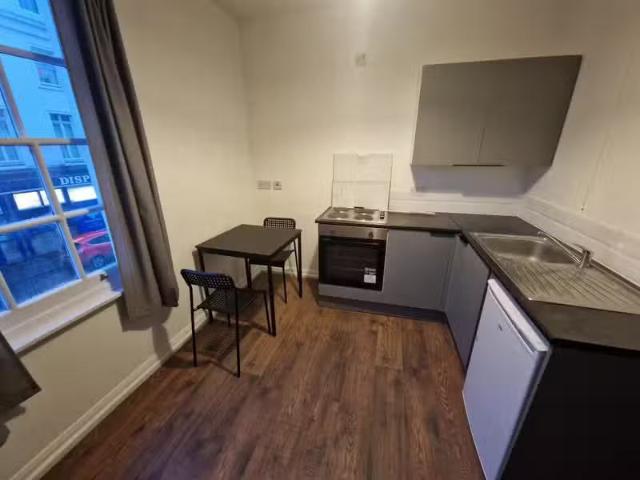 1 bedroom apartment for rent in Regent Place, Leamington Spa.