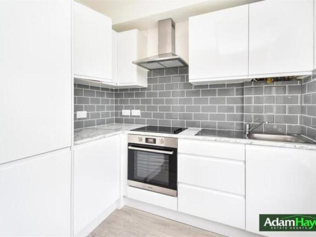 1 bedroom apartment for rent in Regents Park Road, Finchley Central, N3