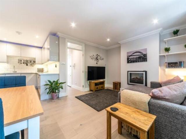 1 bedroom apartment for rent in Red Lion Street, Richmond, TW9