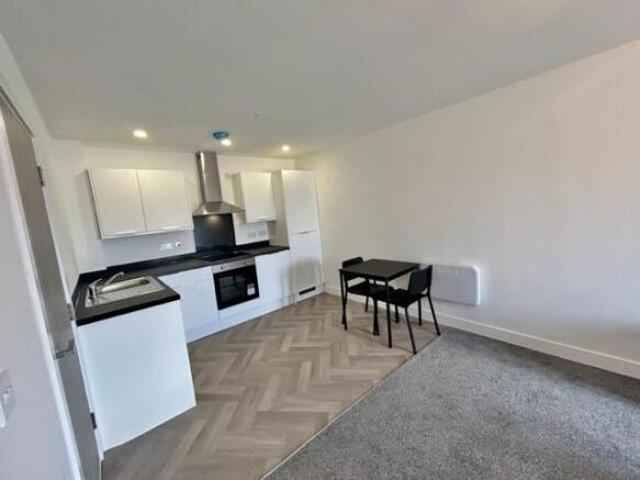 1 bedroom apartment for rent in Richmond Village, Richmond Road, Cardiff, CF24