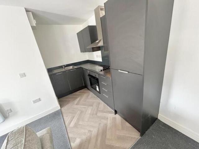 1 bedroom apartment for rent in Richmond Village, Richmond Road, Cathays, Cardiff, CF24