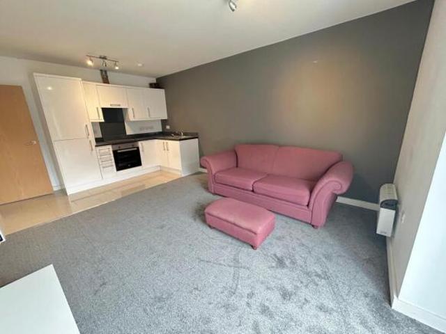 1 bedroom apartment for rent in Richmond Village, Richmond Road, Roath, Cardiff, CF24