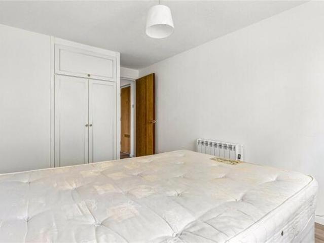 1 bedroom apartment for rent in Riverside Close, London, E5