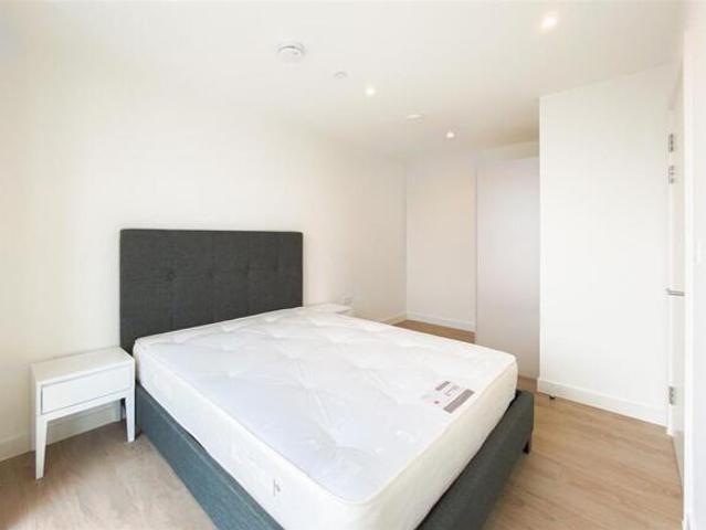 1 bedroom apartment for rent in Riverview, M3