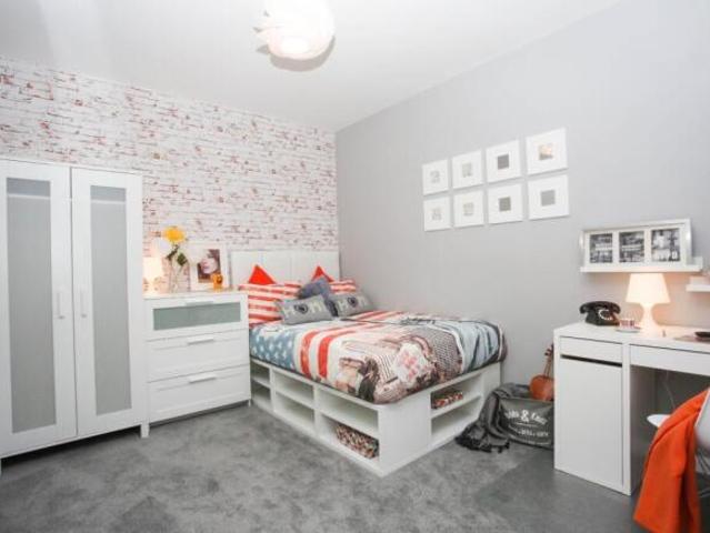 1 bedroom apartment for rent in Room, 18 Chiltern Rise, Luton, Bedfordshire, LU1 5HF, LU1