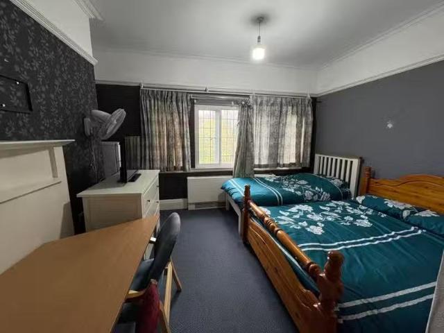 1 bedroom apartment for rent in Room 9, Handsworth Wood Road.
