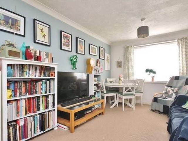 1 bedroom apartment for rent in Romana Court Sidney Road StainesuponThames Surrey TW18