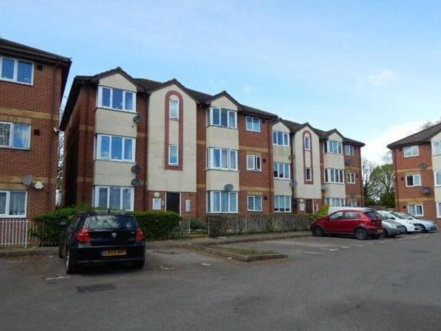 1 Bedroom Apartment For Rent In Romford, London