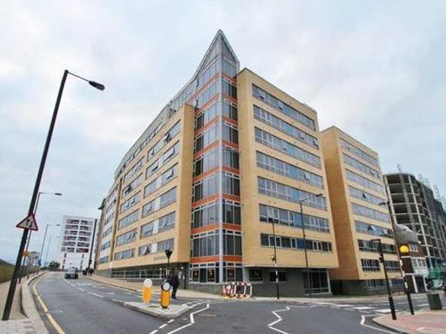 1 bedroom apartment for rent in Roxborough Heights Headstone Road Harrow HA1