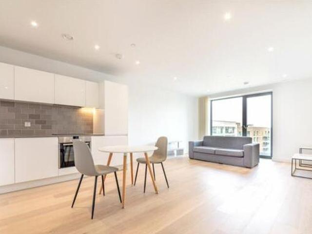 1 Bedroom Apartment For Rent In Royal Wharf, London