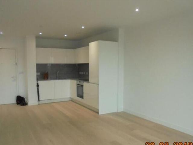 1 Bedroom Apartment For Rent In Royal Wharf
