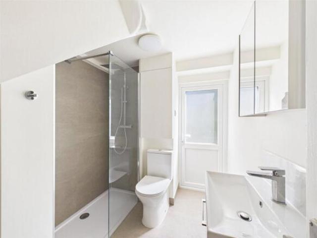 1 bedroom apartment for rent in St Margarets Road, St Margarets, TW1