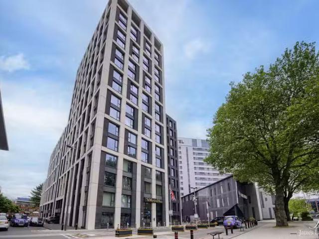 1 bedroom apartment for rent in St Martins Place, 169 Broad St.
